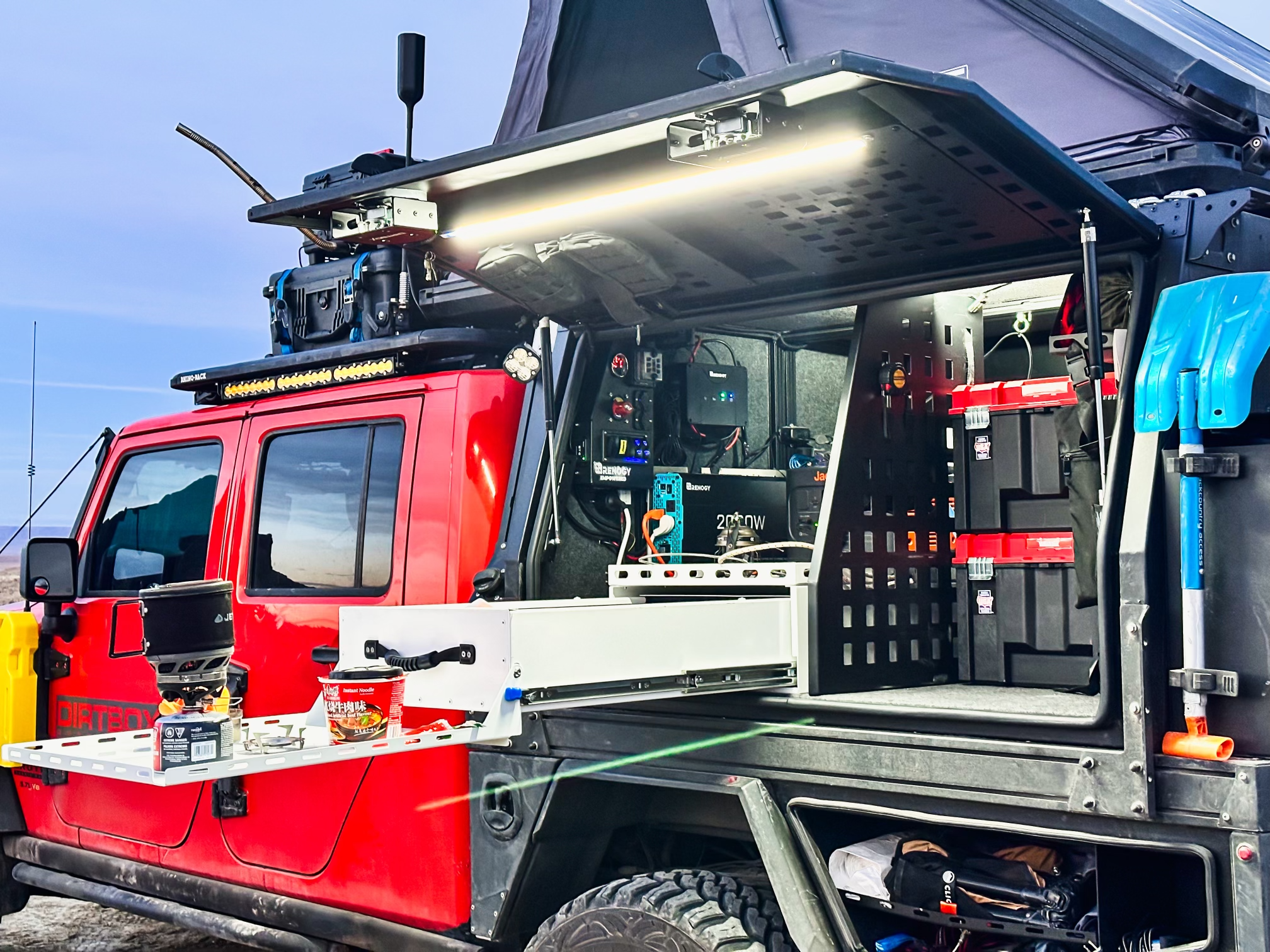 Slide Out Toolbox – Pacific Upfitters